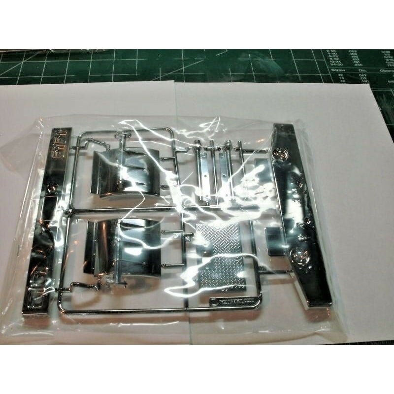 GLOBE LINER KING HAULER CHROME PARTS TREE D 0005470 56301 56304 ...