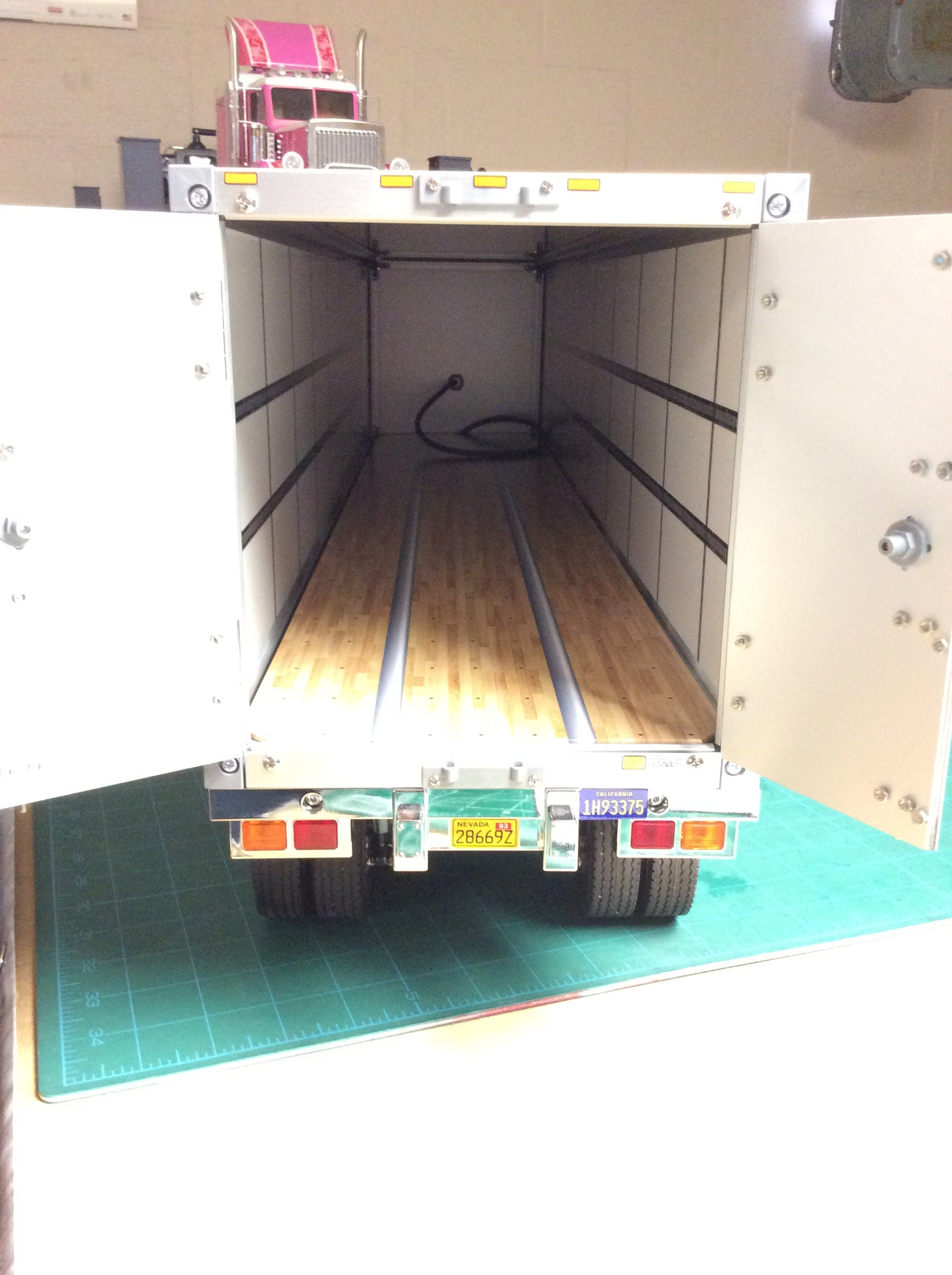 tamiya box trailer vinyl interior, high quality | SemiJoe R/C Truck Shop